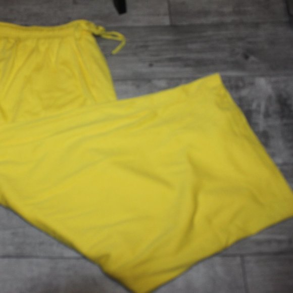 Woman Within | Pants & Jumpsuits | Nwt Bright Yellow Crop Pants Brand ...